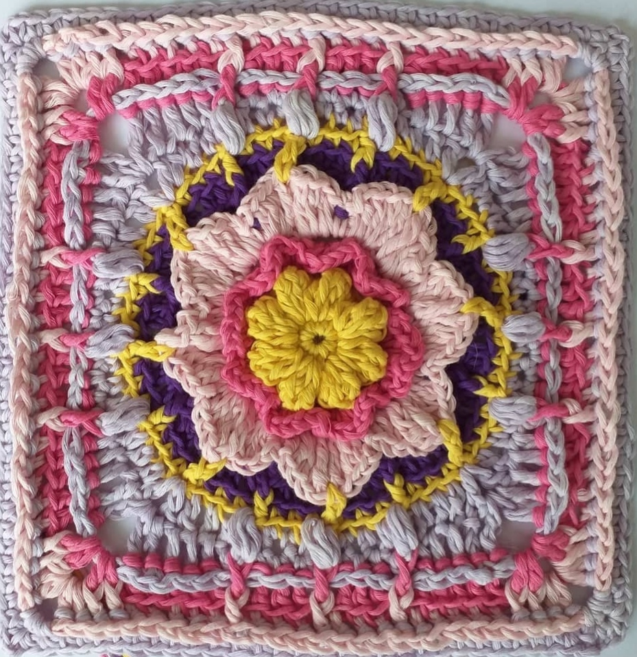 Granny Square Day 2020 – One Skein of Love